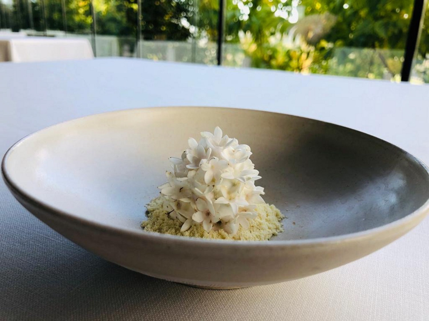 Conheça o estrelado restaurante Azurmendi